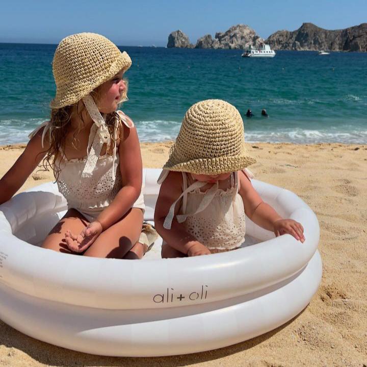 Ali+Oli Two Ring Pool (Checkers)